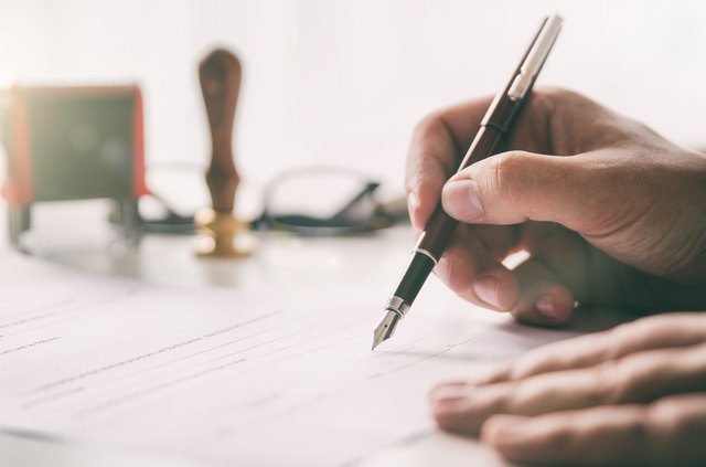 How To Write A Will The 7 Things It Should Include Sapling